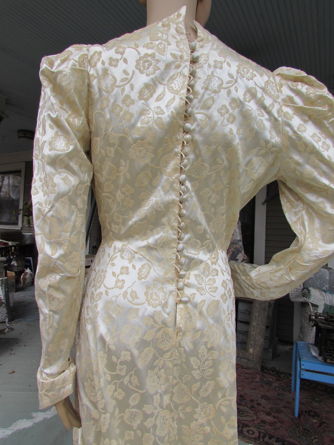 Vintage Wedding Gown Bridal Dress Candlelight Tone Flocked Satin Corset ...