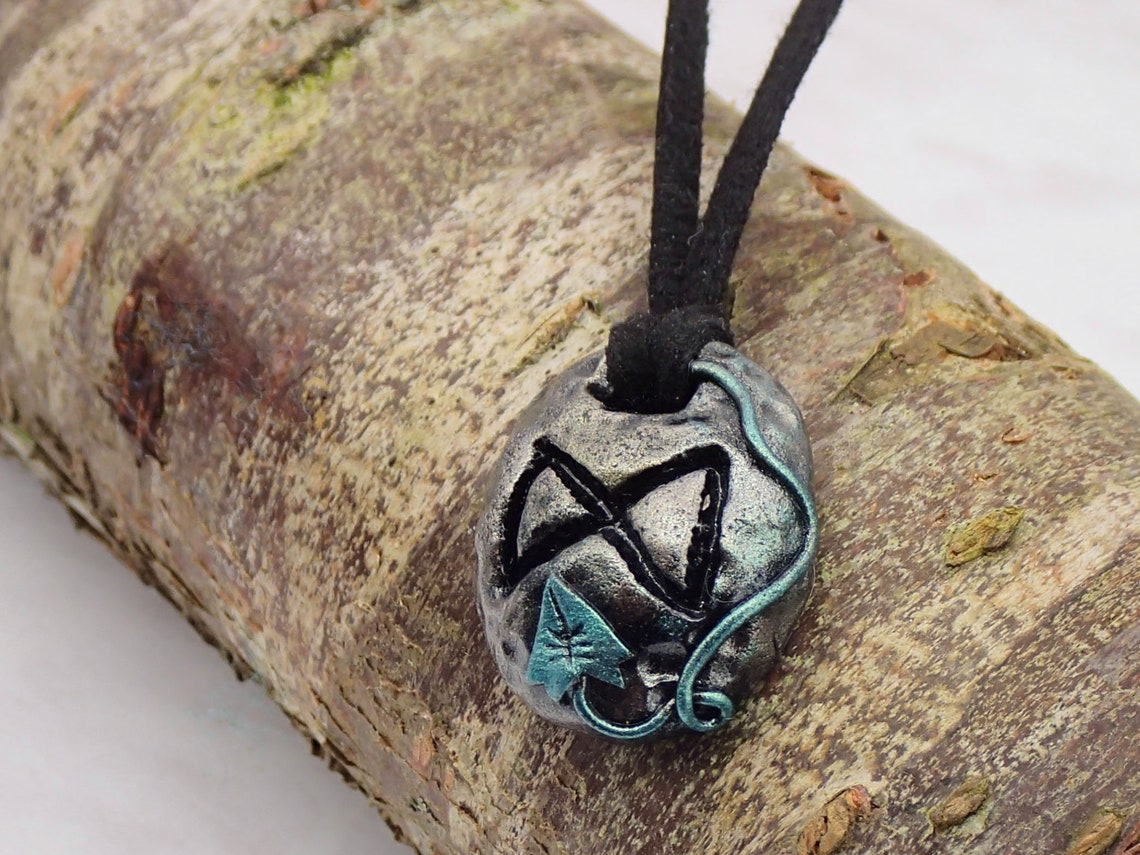 Daeg Rune Necklace Norse Viking Runestone Symbolic Pendant Ancient ...