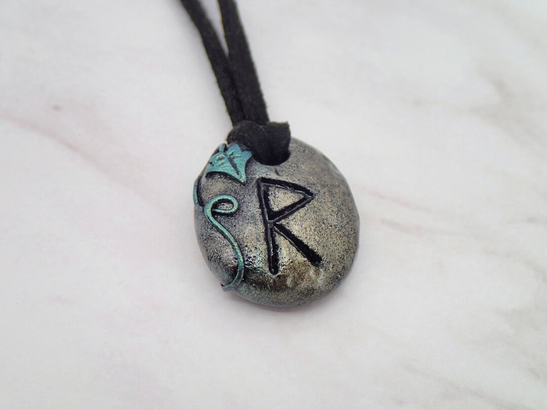 Raido Rad Rune Necklace Norse Viking Runestone Symbolic Pendant Ancient ...