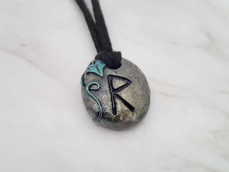Raido Rad Rune Necklace Norse Viking Runestone Symbolic Pendant Ancient ...