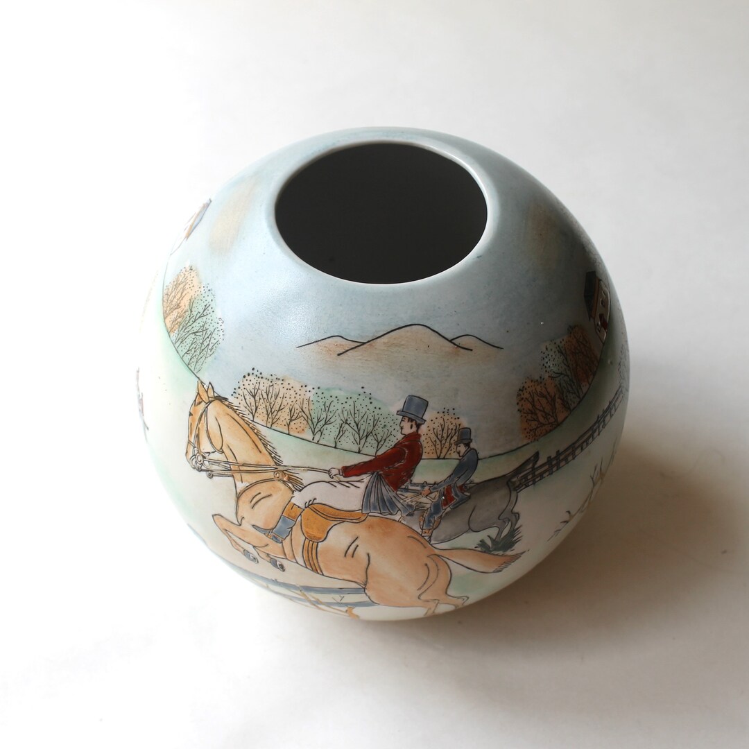 Equestrian-themed Round Vase, 1950s Ceramic Vase, WBI, Made in China ...