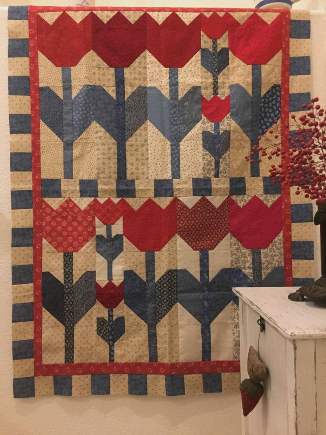 Tulip Crush Quilt and Pillow Pattern // Mailed Copy - Etsy