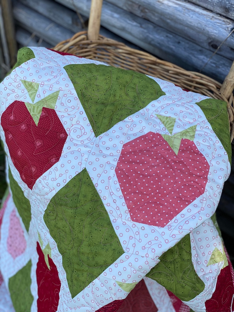 Strawberry Patches // Digital Pattern - Etsy
