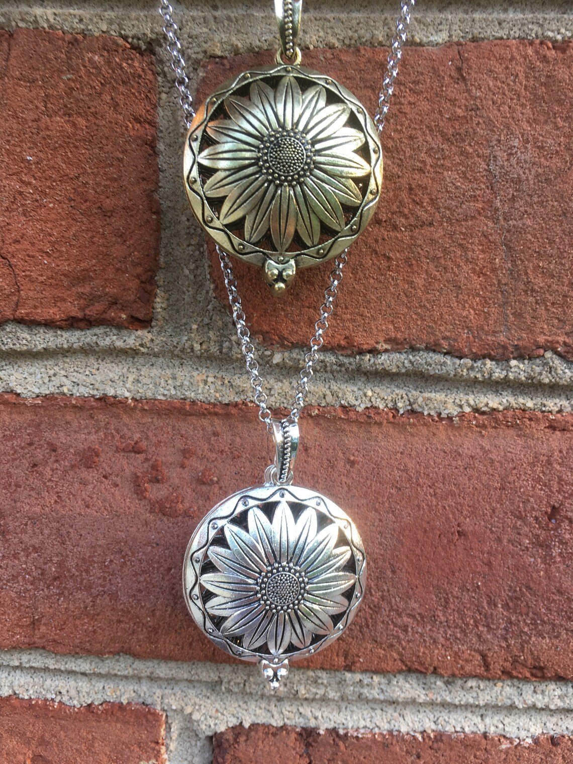 Fillable Cremation Locket Daisy Flower Design with Magnetic | Etsy