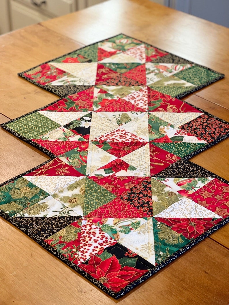 Table Runner Pattern for Charm Packs Christmas Table Runner Quilt ...