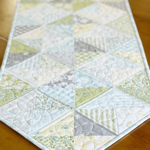 Table Runner Pattern Easy Quilt Patterns PDF Charm Pack Quilt Pattern ...