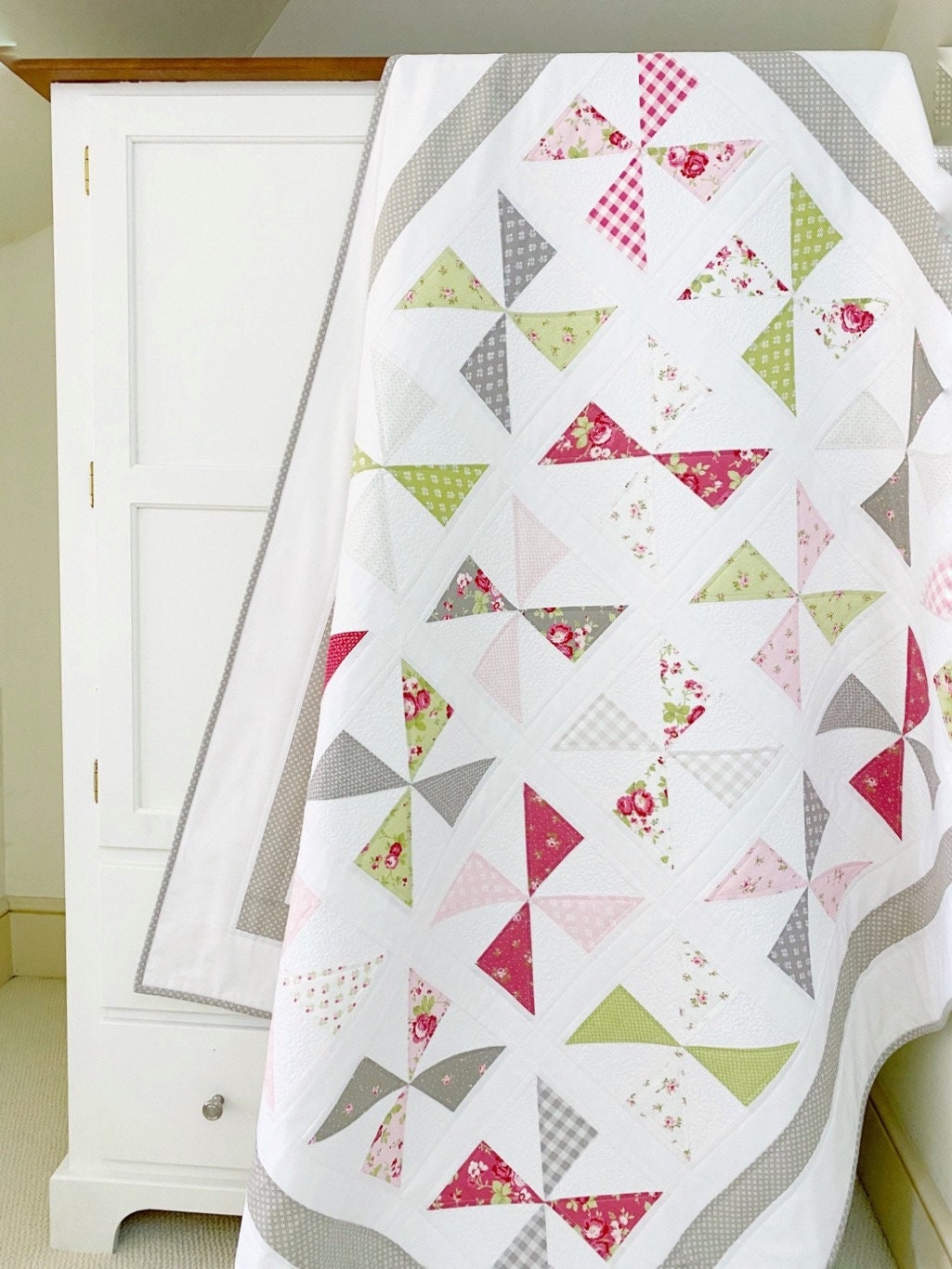 Charm Pack Quilt Pattern PDF Easy Quilt Patterns for Beginners Pinwheel ...