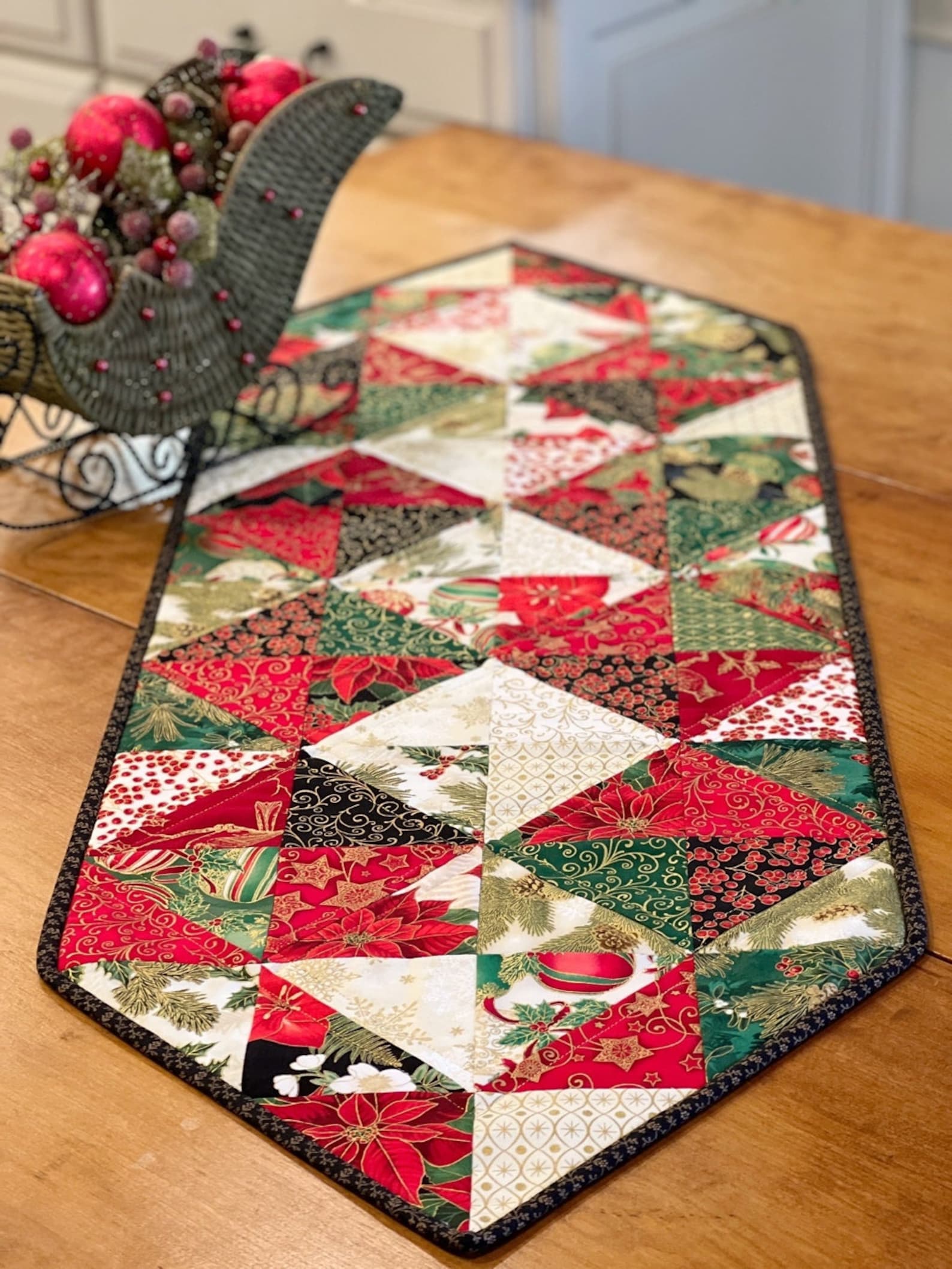 Table Runner Pattern for Charm Packs Quilt Pattern Table Runner ...
