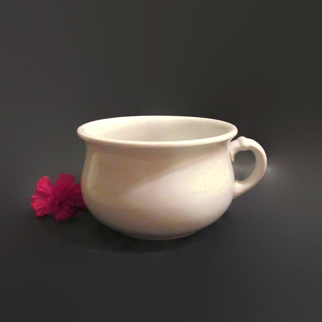 Chamber Pot Colonial Co. Colonial Co. Chamber Pot Vitreous - Etsy