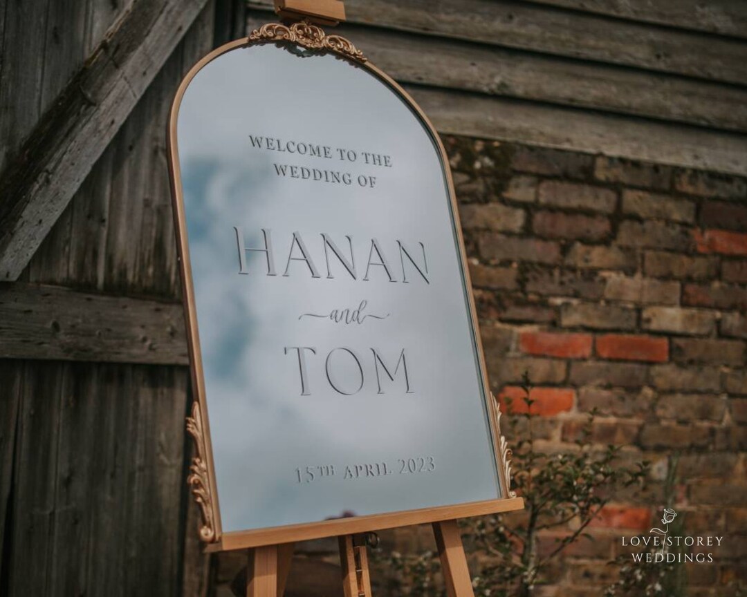 Mirror Wedding Welcome Sign • DIY Easy With Vinyl Lettering/vinyl ...