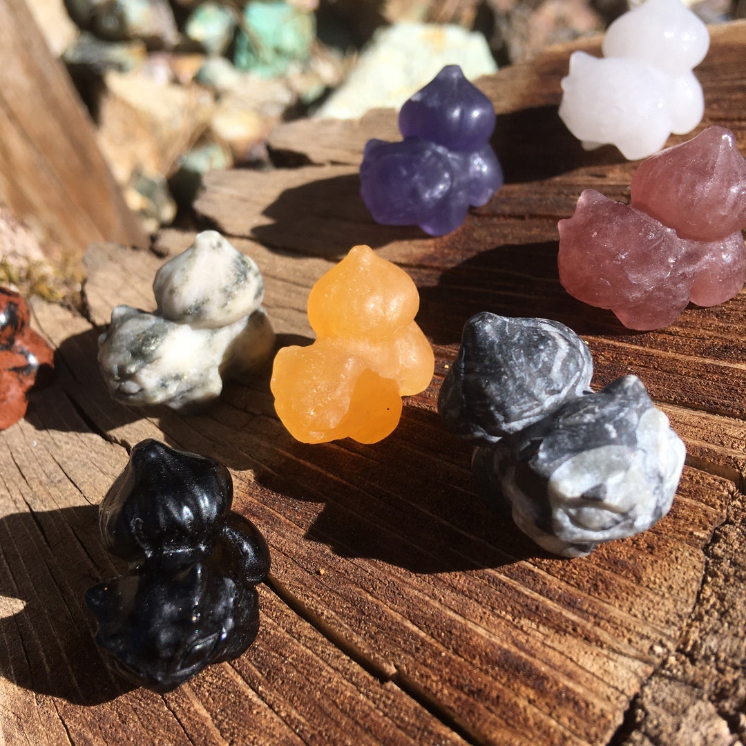 Mini Crystal Bulbasaur, Pokemon Crystals, Ivysaur - Etsy