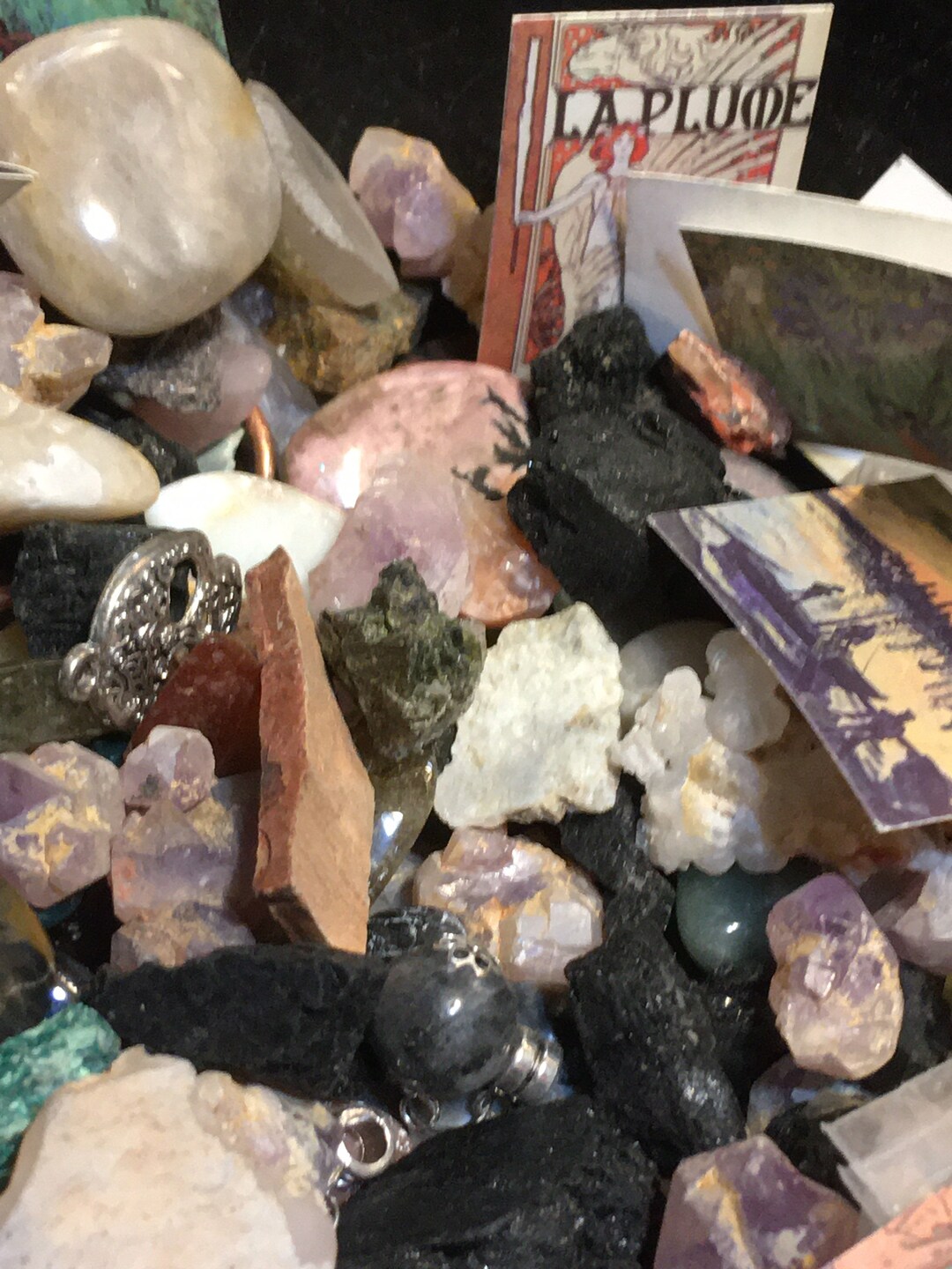 Crystal Confetti, Crystal Confetti Scoop, Mixed Tumbles Stones ...
