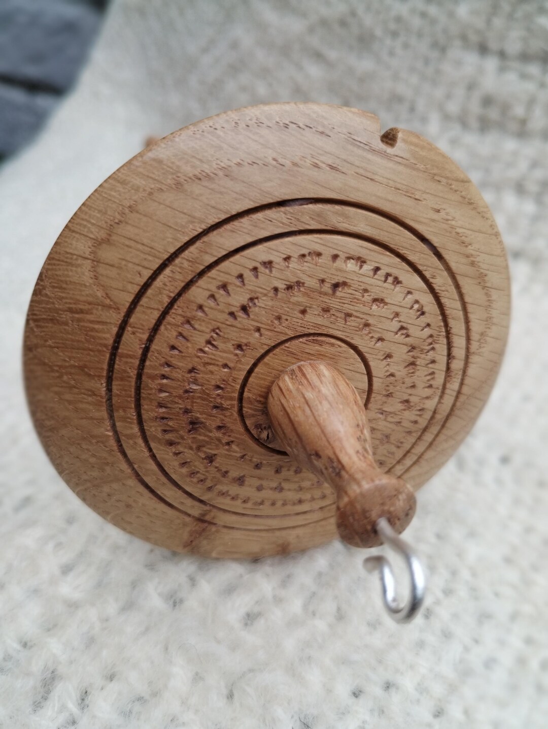 Drop Spindle in Reclaimed Oak Whorl and Shaft 1.1/4 Oz 34 Grms - Etsy