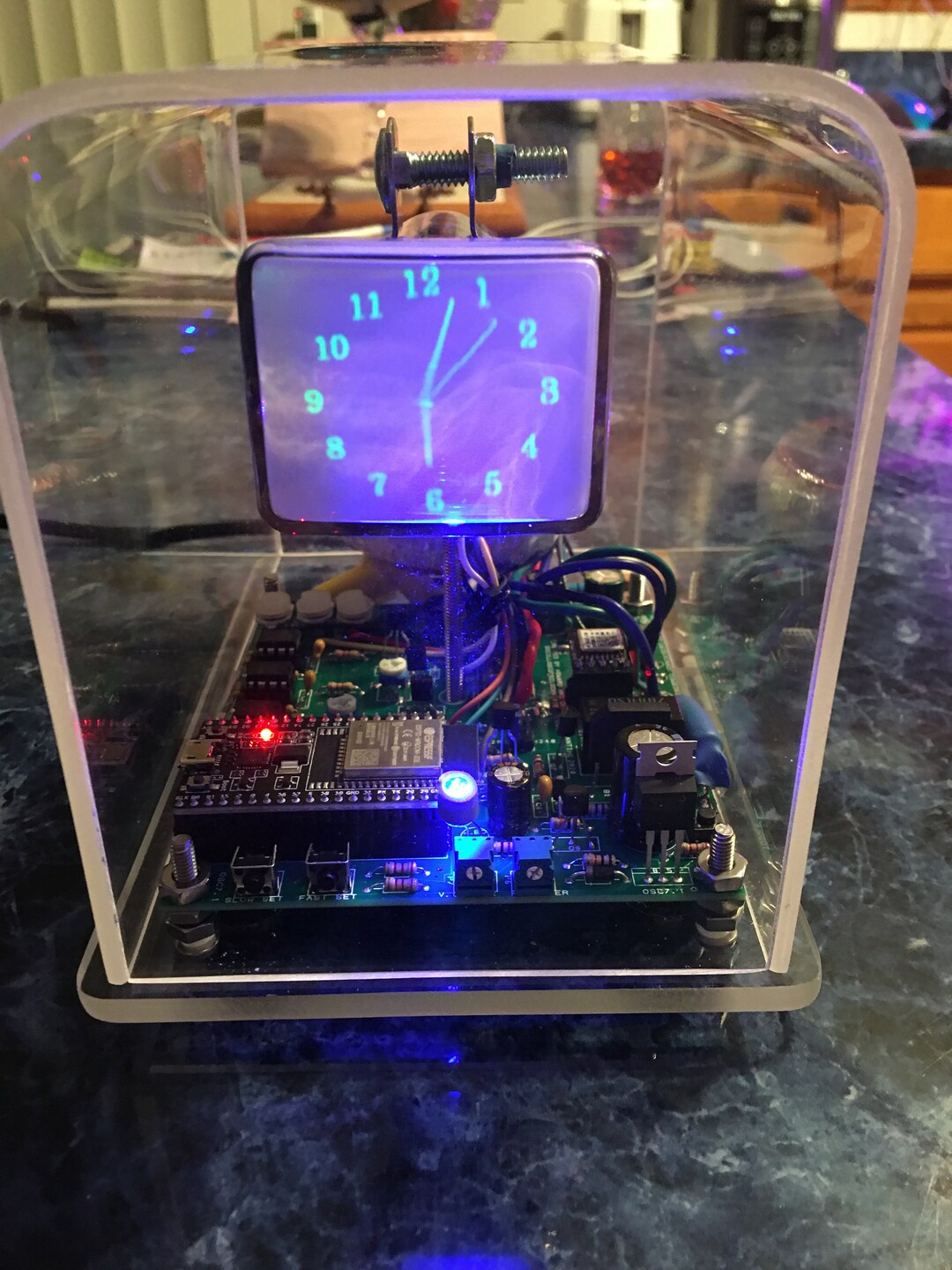 Mini Oscilloscope Clock or Scope Clock OSC7.8 Century Font Display ...