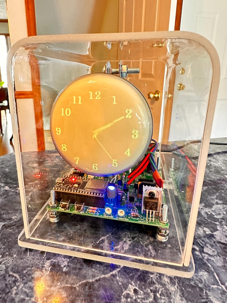 Mini Oscilloscope Clock / Scope Clock Made With B7S-1 Cathode Ray Tube ...