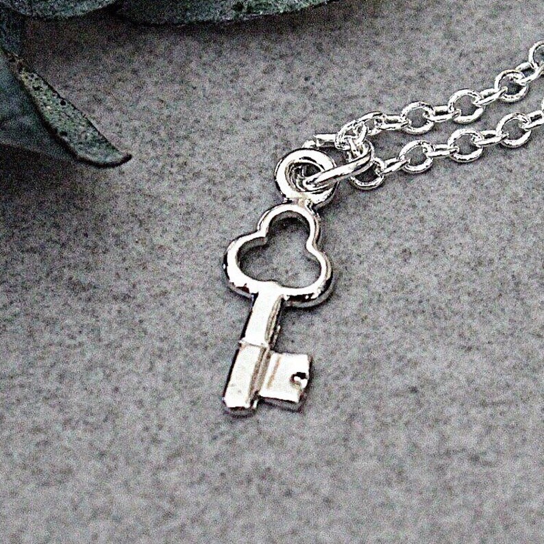Silver Key Necklace Skeleton Key Pendant Silver Key Charm - Etsy