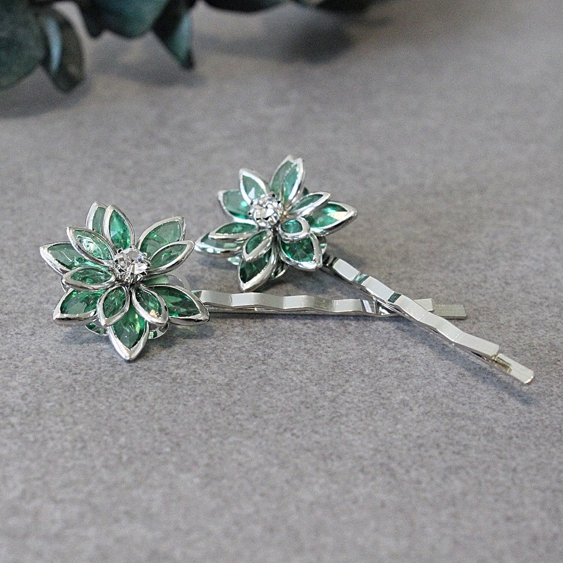 Green Bobby Pins Green Hair Pins Green Bridesmaid Jewelry - Etsy