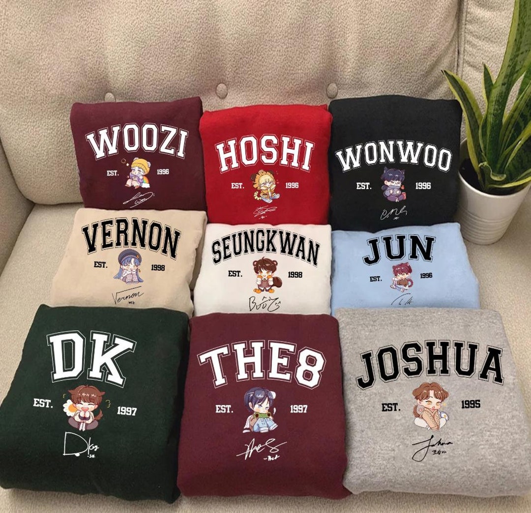 Custom Cute Seventeen Members Signature T-shirt, Seventeen World Tour ...
