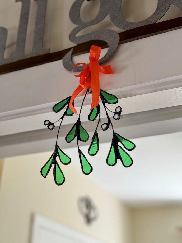 Stained Glass. Mistletoe. Handcrafted. Leaves. Nature. Plant. Branch ...