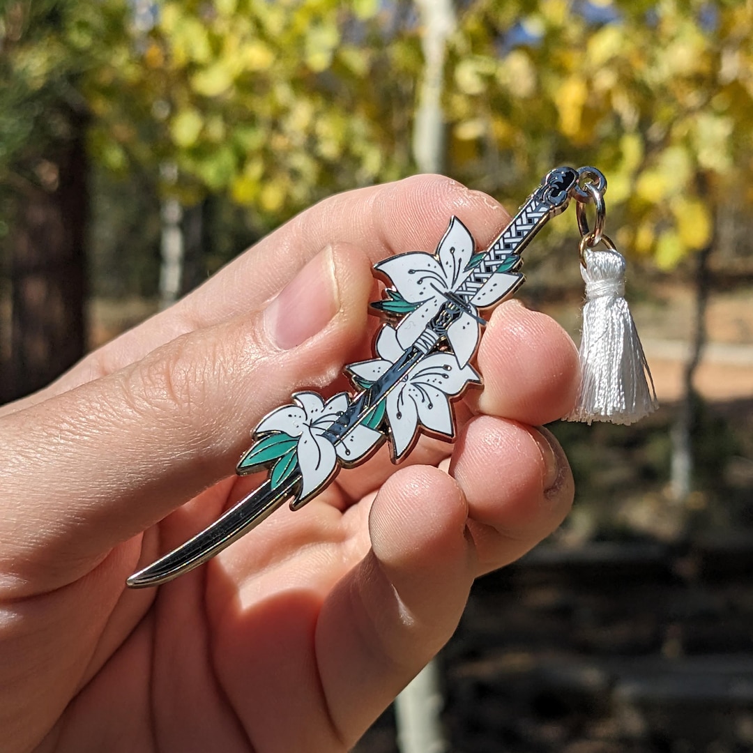 Video Game Swords Enamel Pins - Etsy