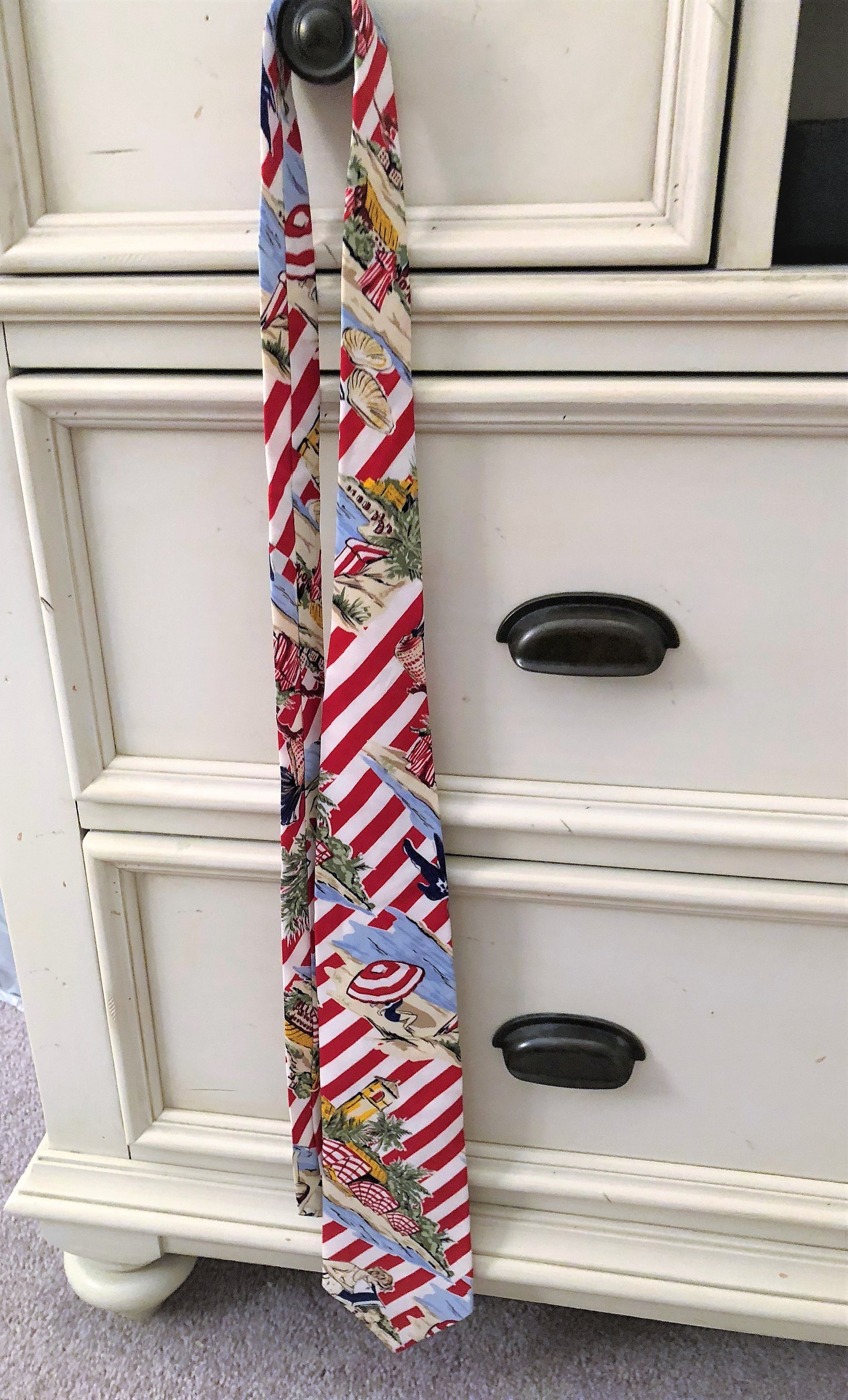 Beach Necktie Novelty Necktie Red White Stripe Beach Scene - Etsy