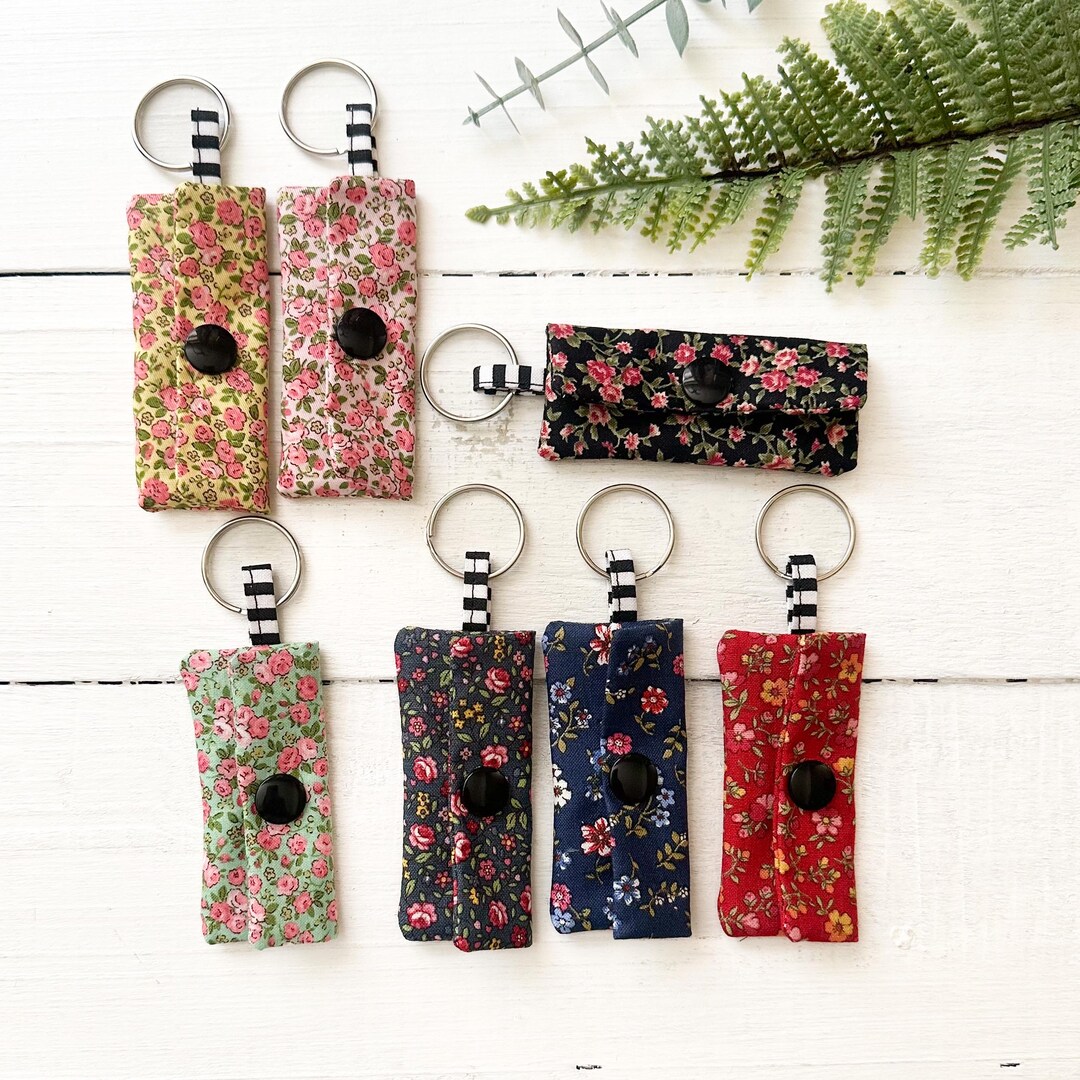Handmade Floral Coin Pouch Keychain: Fabric USB Case, Bag Charm - Etsy