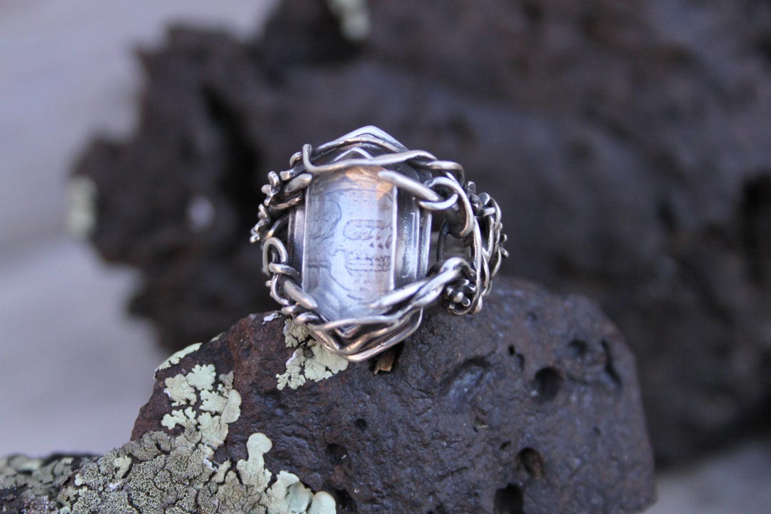 Skull | Forgotten Curio Ring | Clear Quartz | Sterling Silver | Size 7 ...