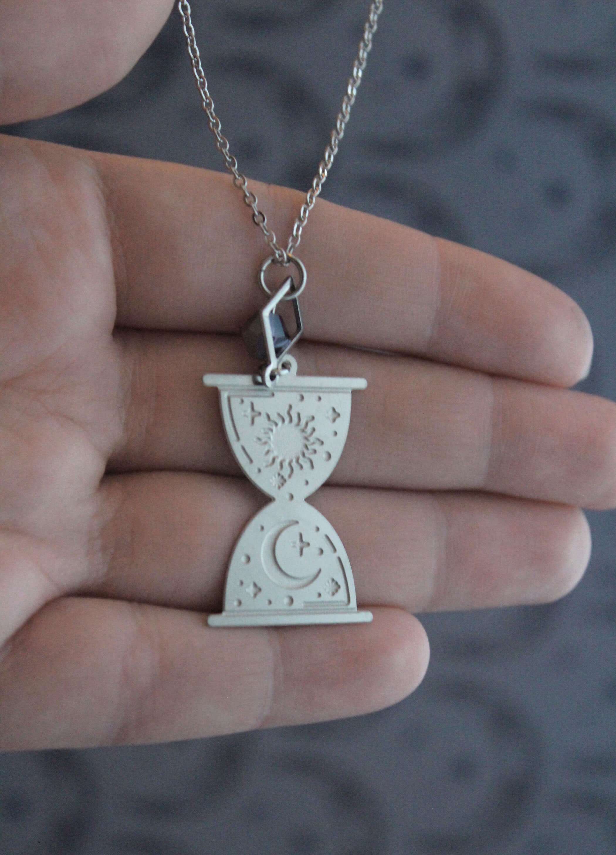Shadowgast Pendant Necklace - Hourglass Sun Moon Laser Engrave - Essek ...