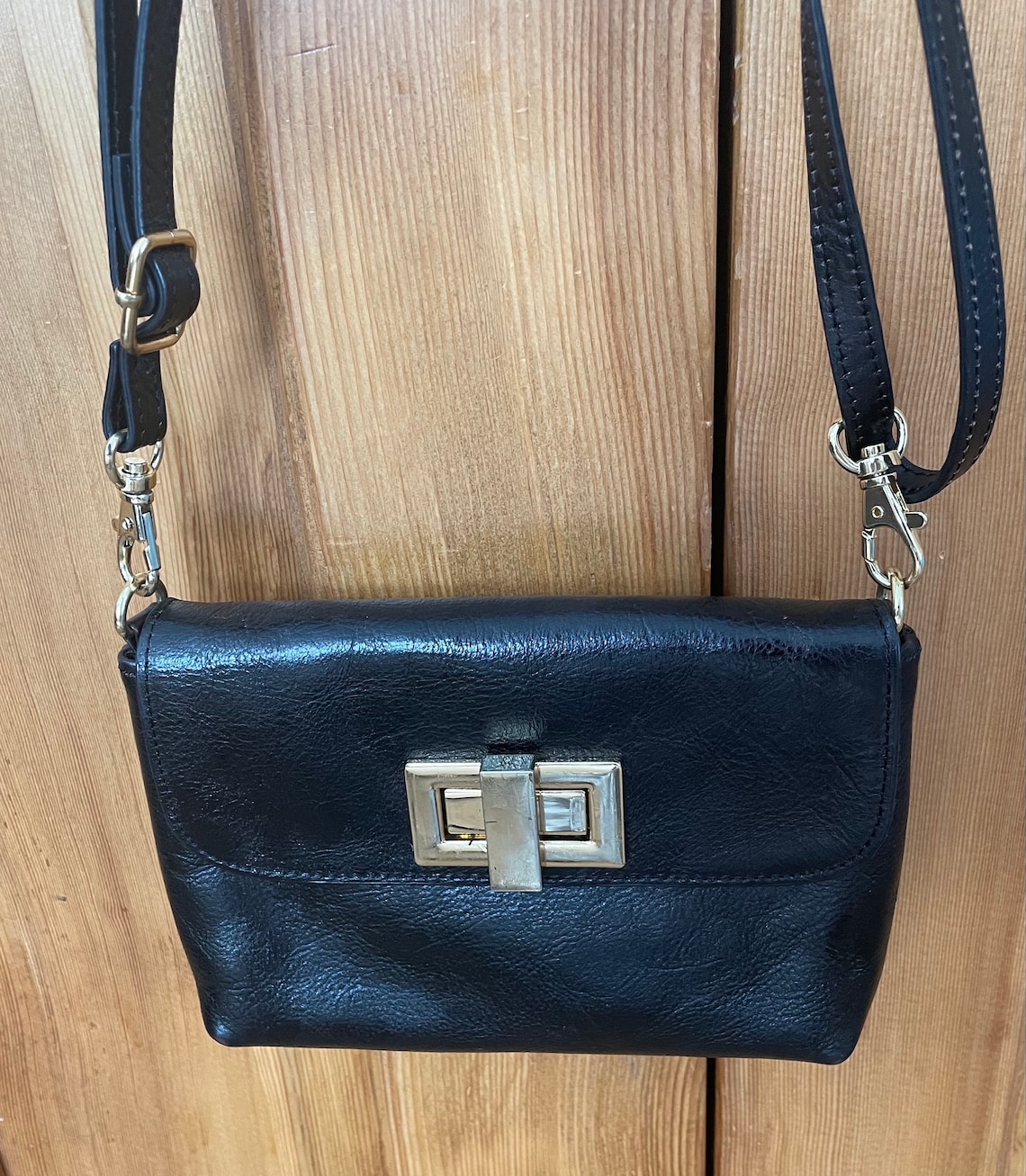 Rowallan Black Leather Crossbody Bag Purse - Etsy