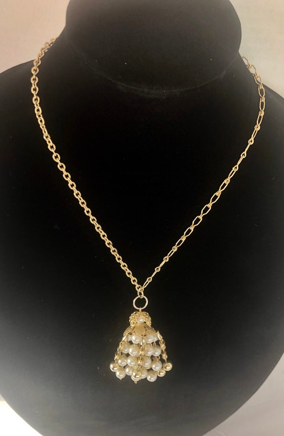 Vintage Coro Signed Gold Tone White Bead and Gold Ton… - Gem