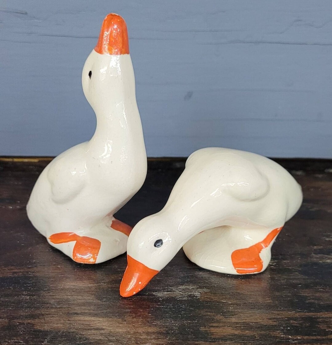 Vintage USA Pottery Geese Pair - Etsy