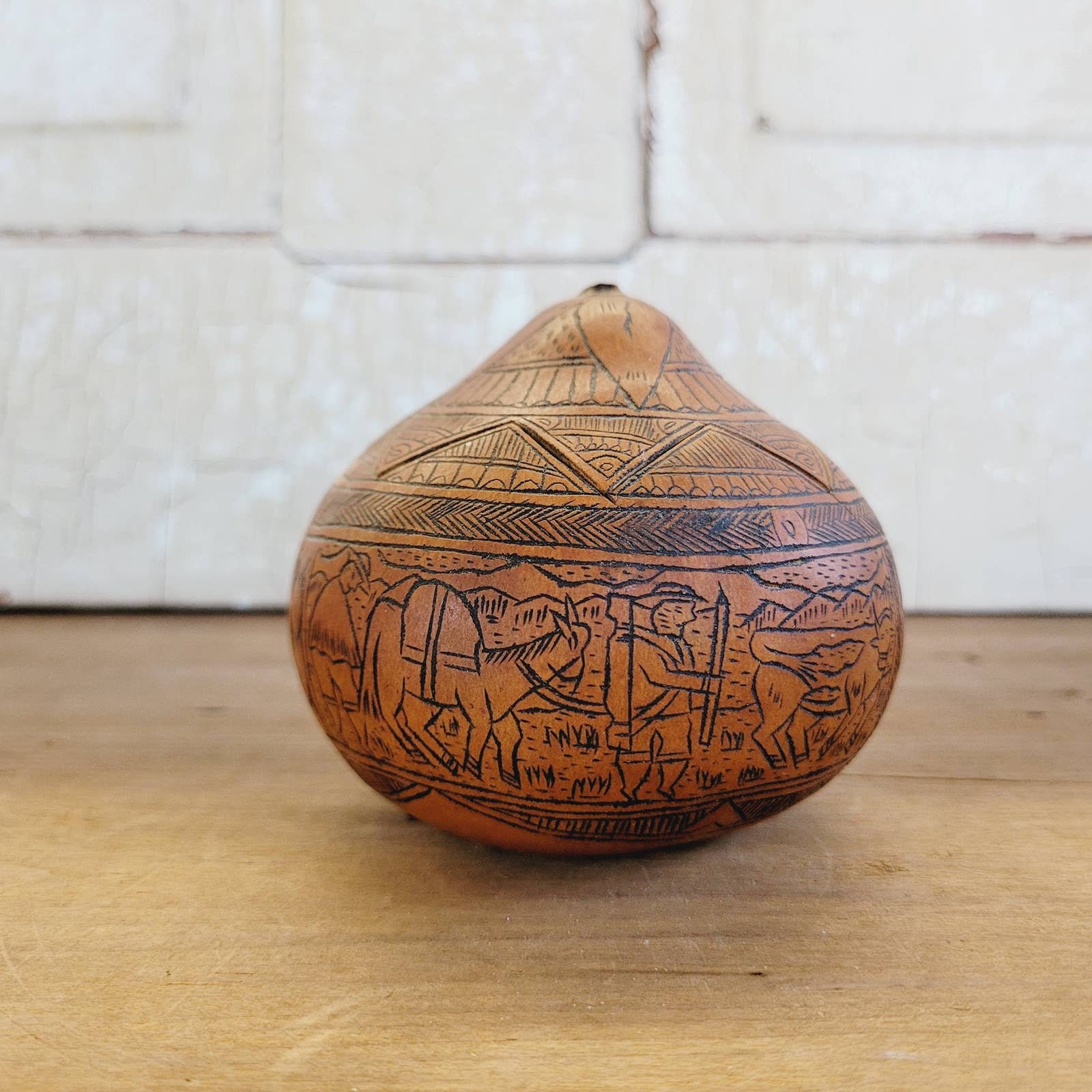 Hand Carved Peru Folk Art Gourd Box by Leoncio Veli Signed - Etsy