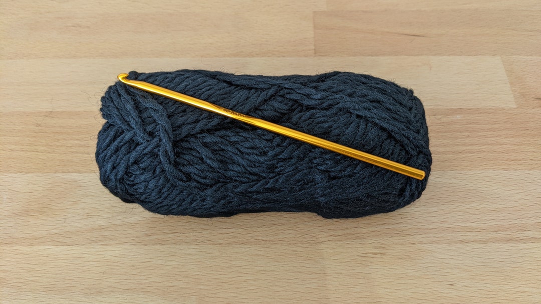 Black Worsted Aran Yarn - 100% Pure Shetland Yarn - Etsy