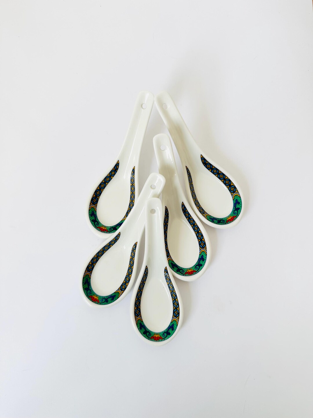 Porcelain Soup Spoons, Taiwanese Porcelain, Asian Spoons, Set of 5 ...