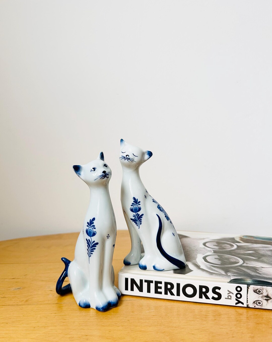 Pair of Delft Porcelain Cat Figurines, White and Blue Cats - Etsy
