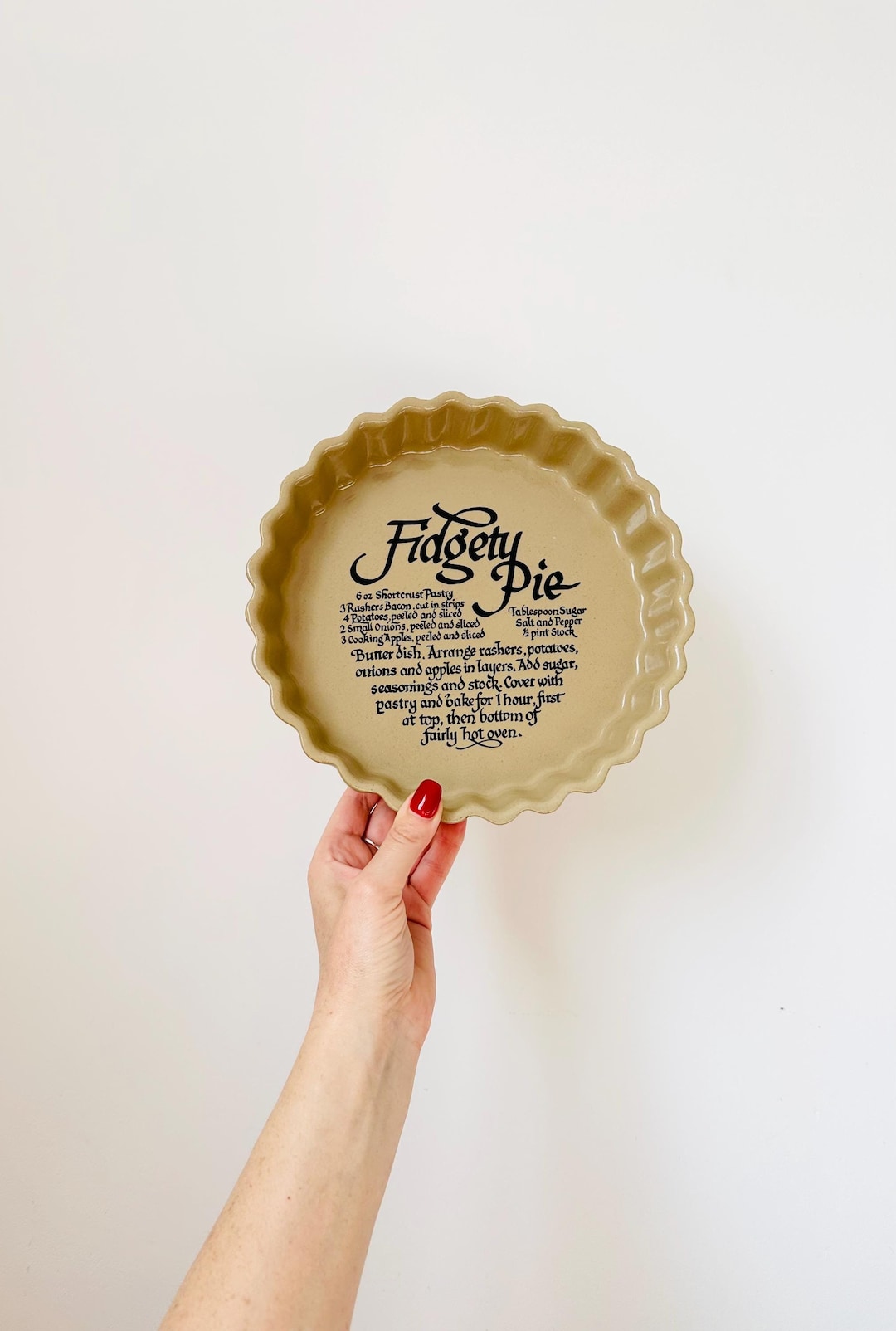 Vintage Pearsons of Chesterfield Fidgety Pie Scalloped Edge Stoneware ...