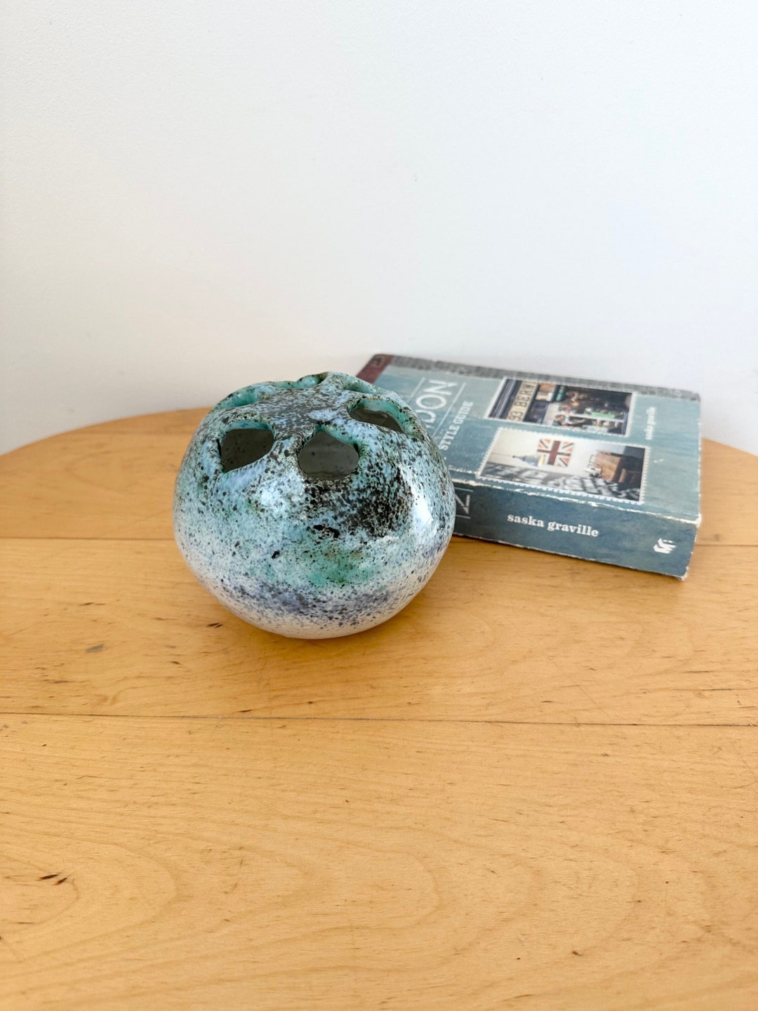 Handmade Pottery Posy Vase, Ikebana Vase, Hasting Pottery Frog Vase ...