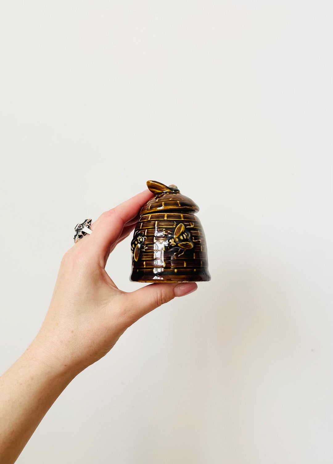 Vintage Little Beehive Pottery Pot, Beehive Honey Jar - Etsy