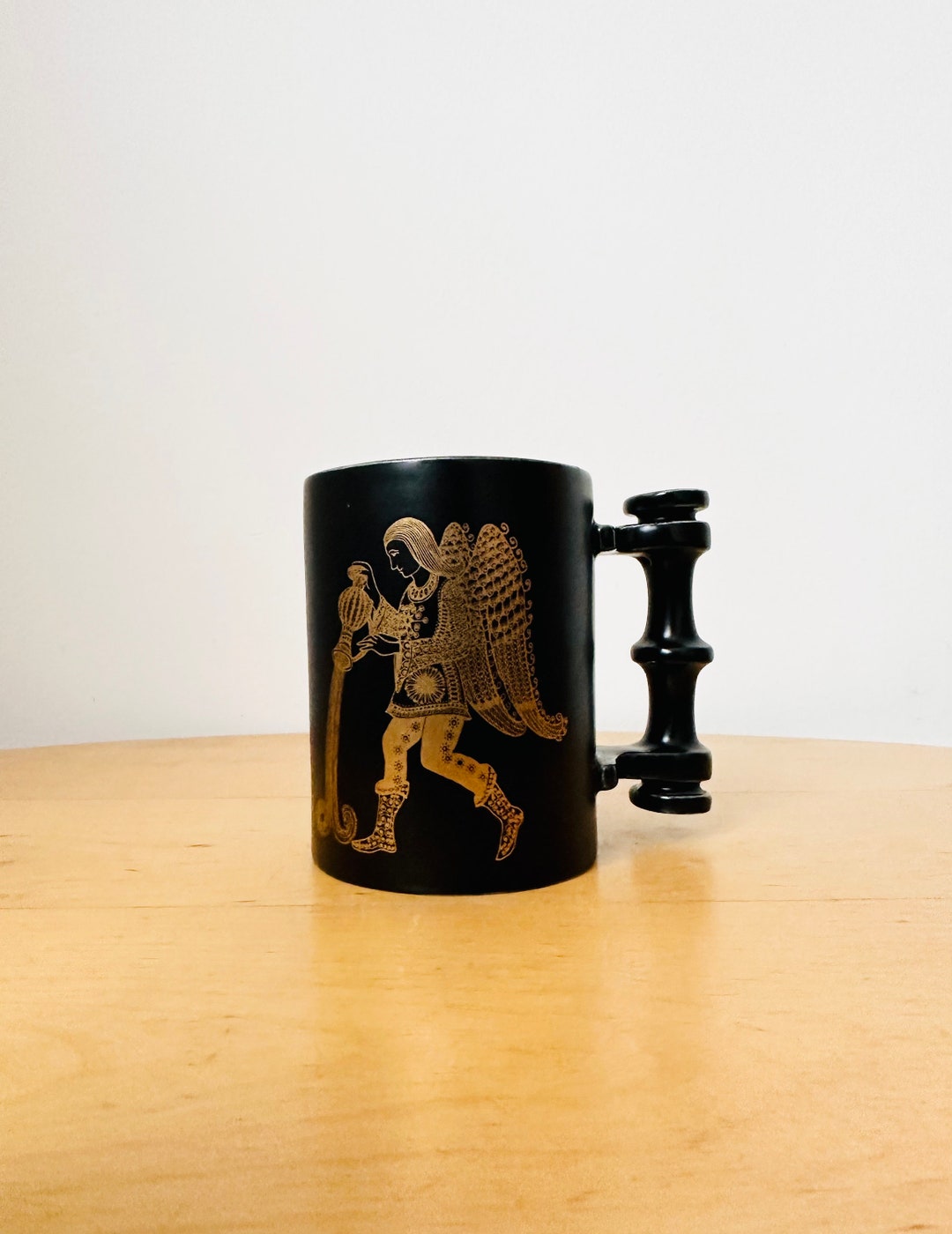 Portmeirion Pottery Zodiac Aquarius Mug by John Cuffley, Tea Mug ...