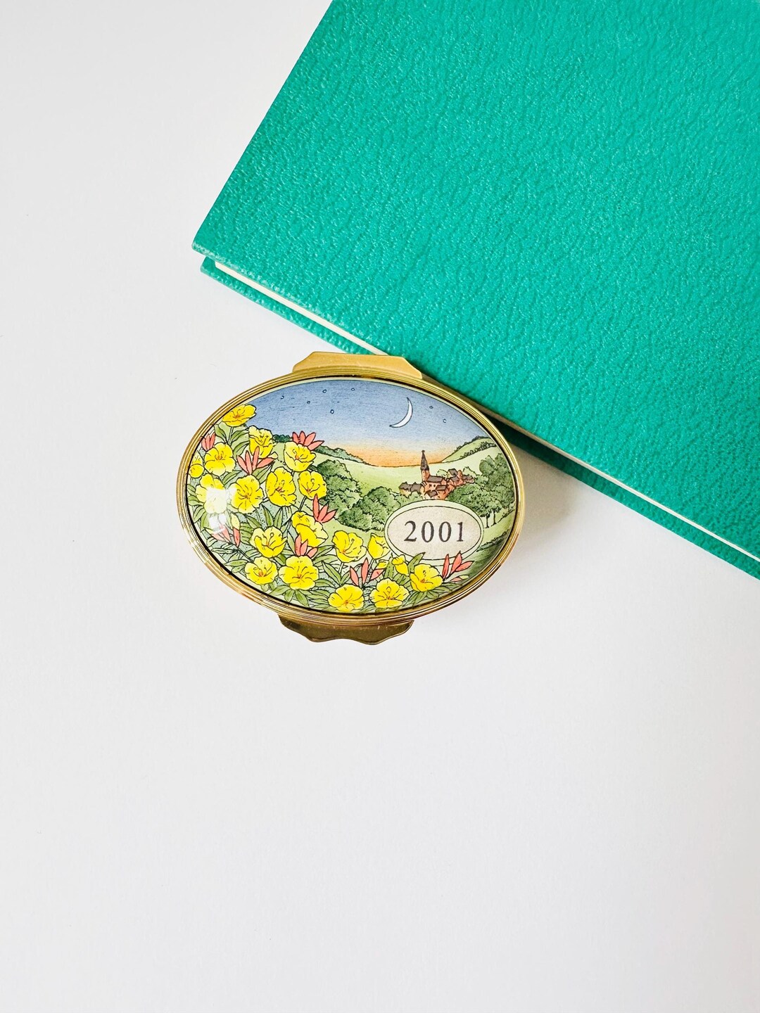 Halcyon Days English Enamels Year to Remember 2001 Trinket Box, Ring ...