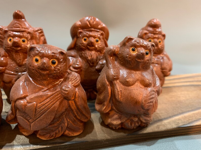 Tanuki Statue/ Japanese Shigaraki Ware/ Seven Lucky Gods - Etsy