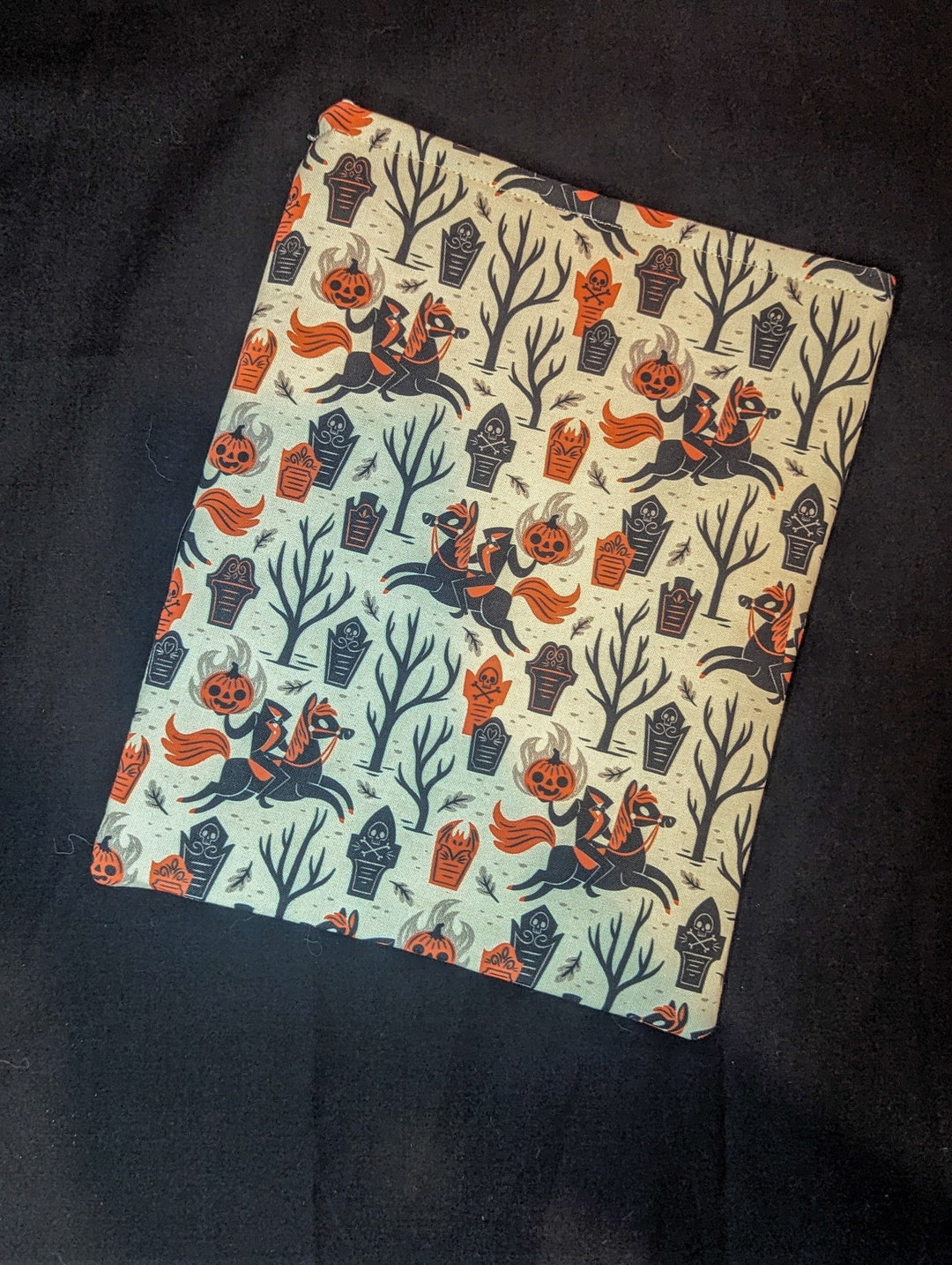 Headless Horseman With Cream Lining Book Sleeve (paperback and Hardback ...