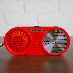 Vintage 70s Kmart Red Solid State AM Transistor Radio Works - Etsy