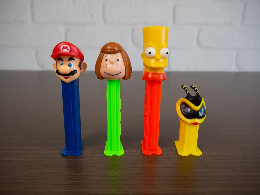 Vintage PEZ Dispensers - Bugz Super Bee, Nintendo Mario, Peppermint ...