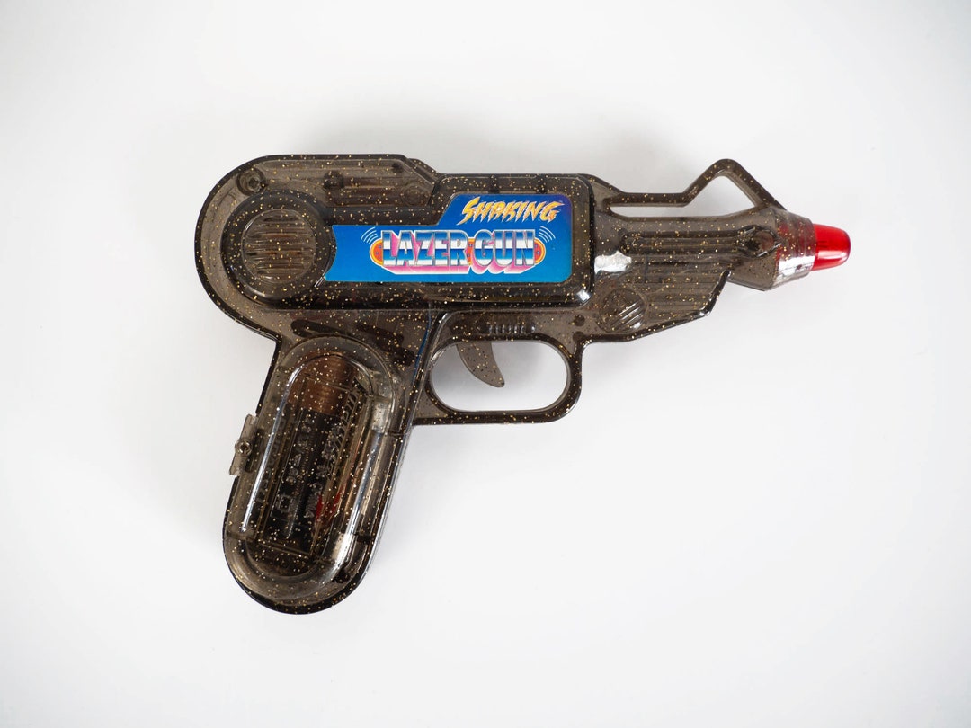 Vintage Toy Laser Gun, Shaking Lazer Gun With Lights, Sound and ...