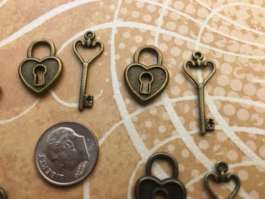 Replica Solid Faux Lock and Key Pairs Vintage Antique Look Steampunk ...