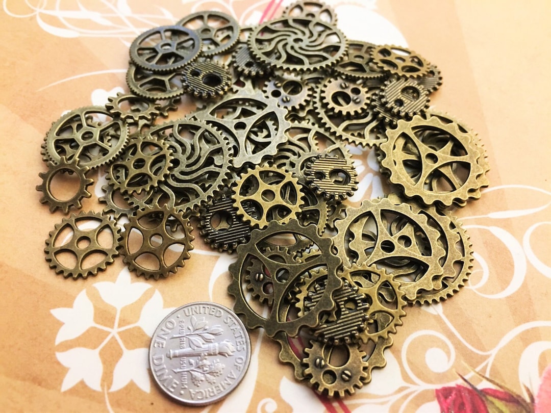 Gears Brass Silver & Gold Steampunk Cogs Face Hands Buttons Wheels ...