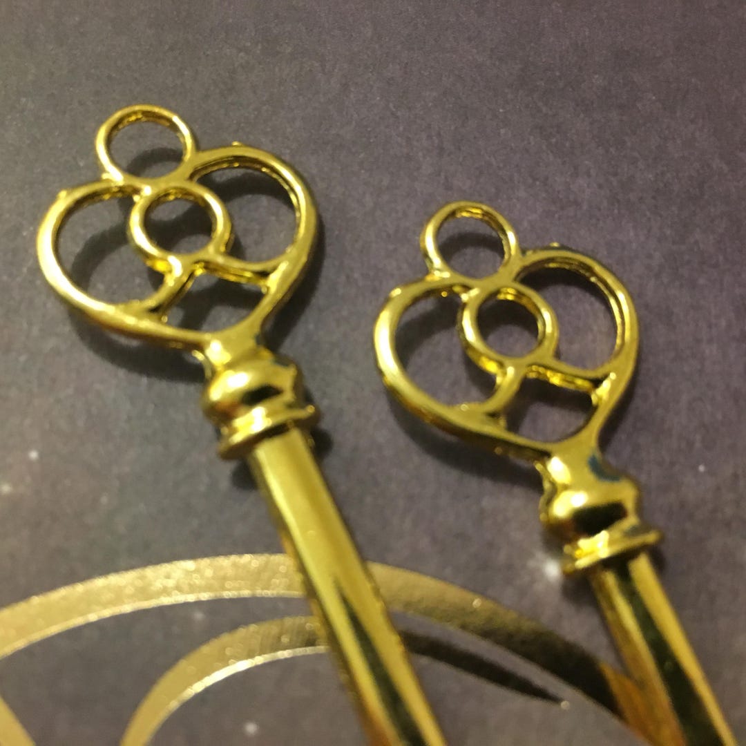 Heavy 2.5" Gold Skeleton Keys Graduation Ornament Tinsel Stocking ...