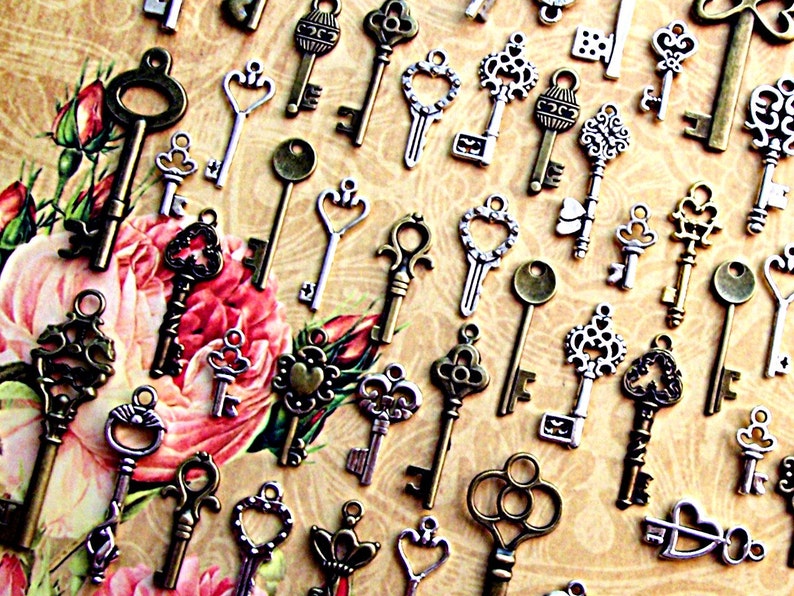 Mixed Old Keys Craft Chimes Cabinet Decorate Clock Wedding - Etsy