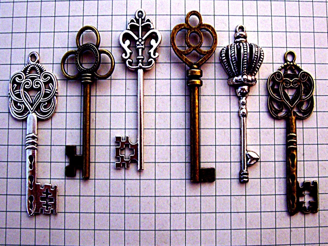 Fancy Big New Steampunk Replica Skeleton Keys Large Medium All Silver ...